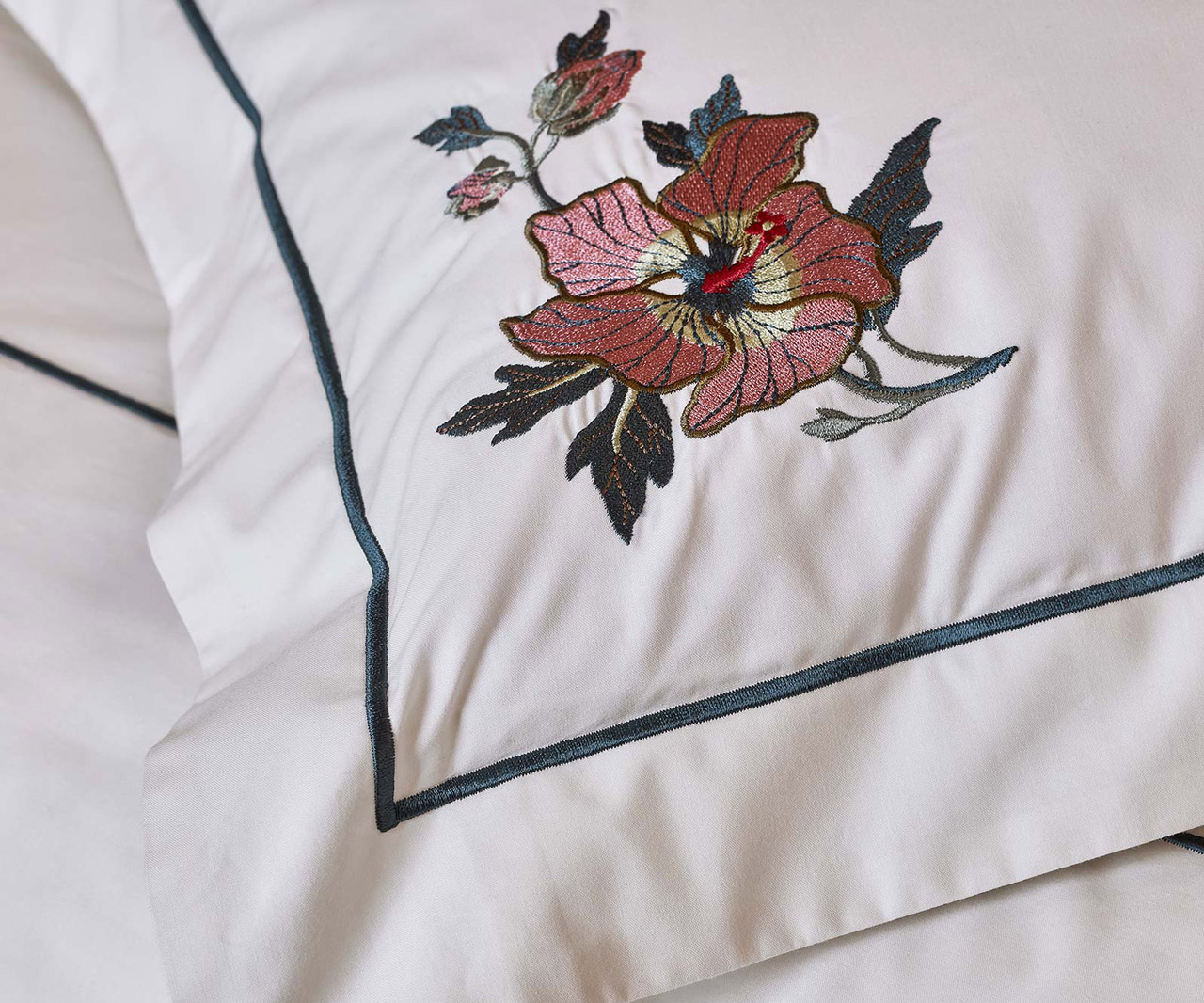 Peter Reed Official Website | England 1861 | Finest Linens